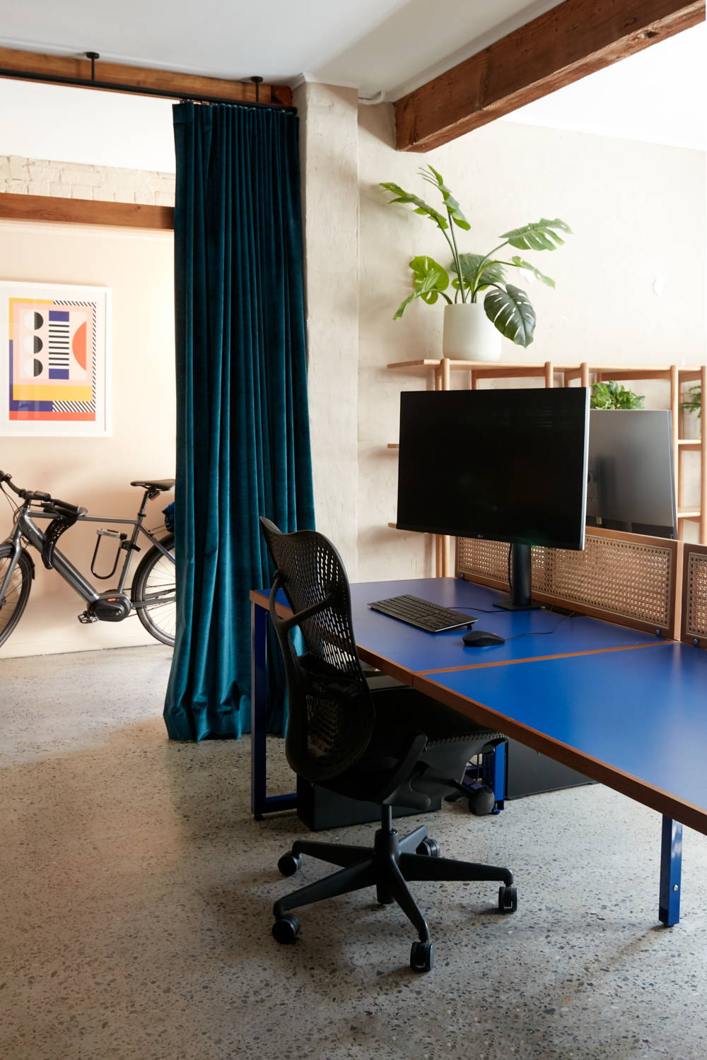 PROJECTS- Workplace – Reddie